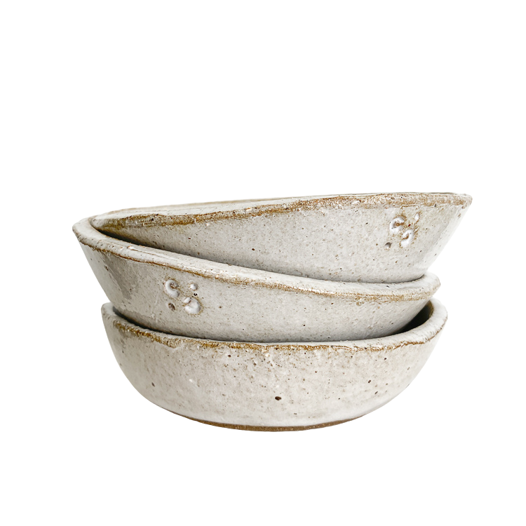 Handmade ceramic grit bowl medium – Caroline C